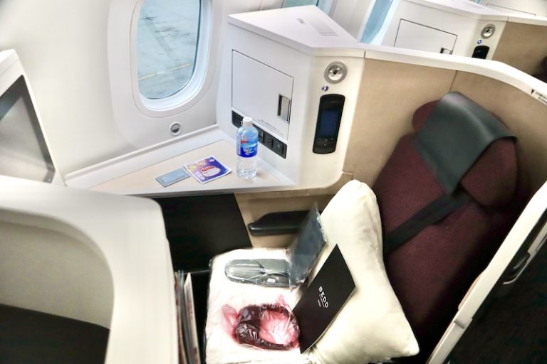 コスパ高い？エジプト航空のビジネスクラスはぶっちゃけどう？ | すしまるの空